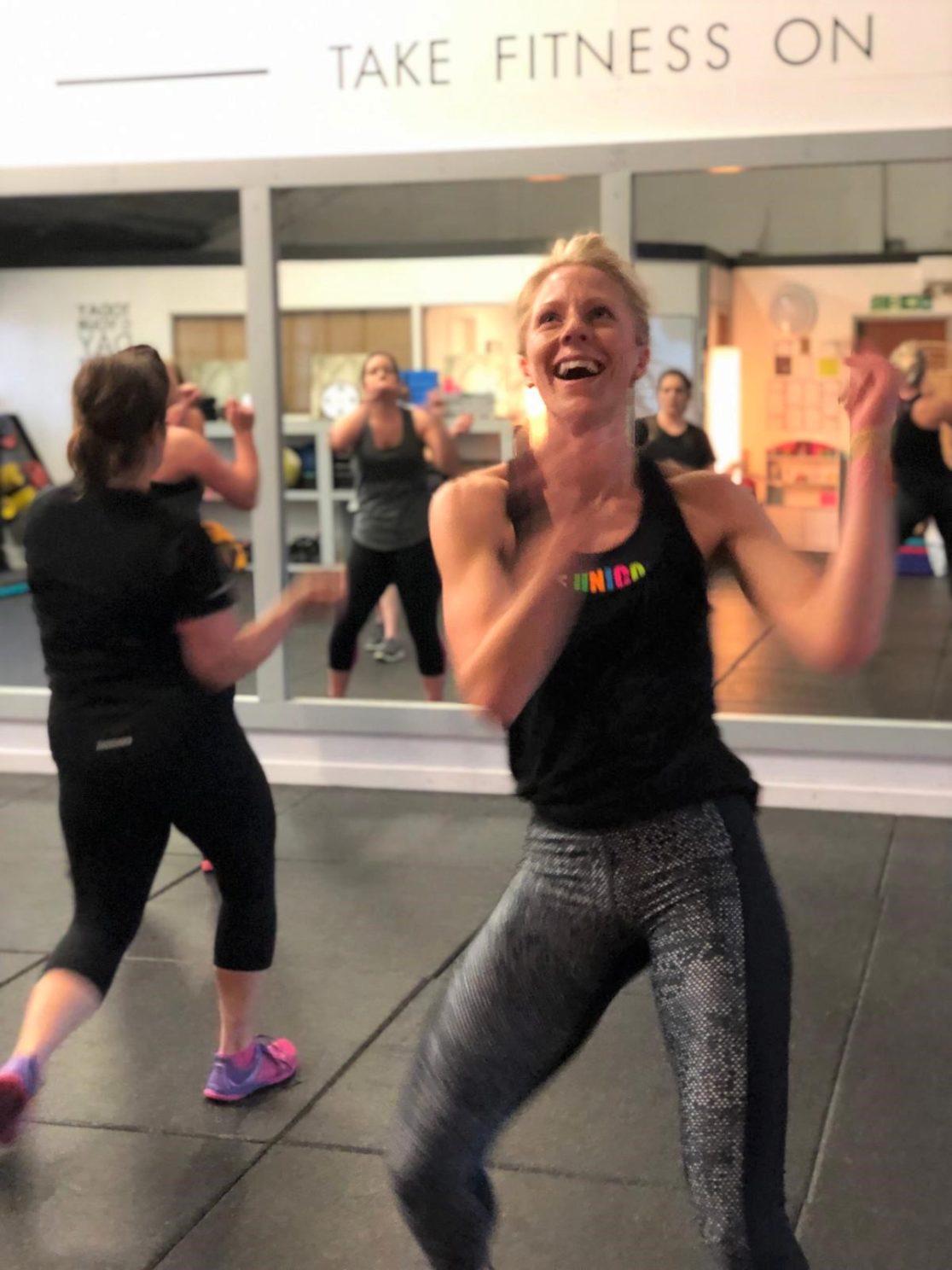 Zumba - Girls Love Fit